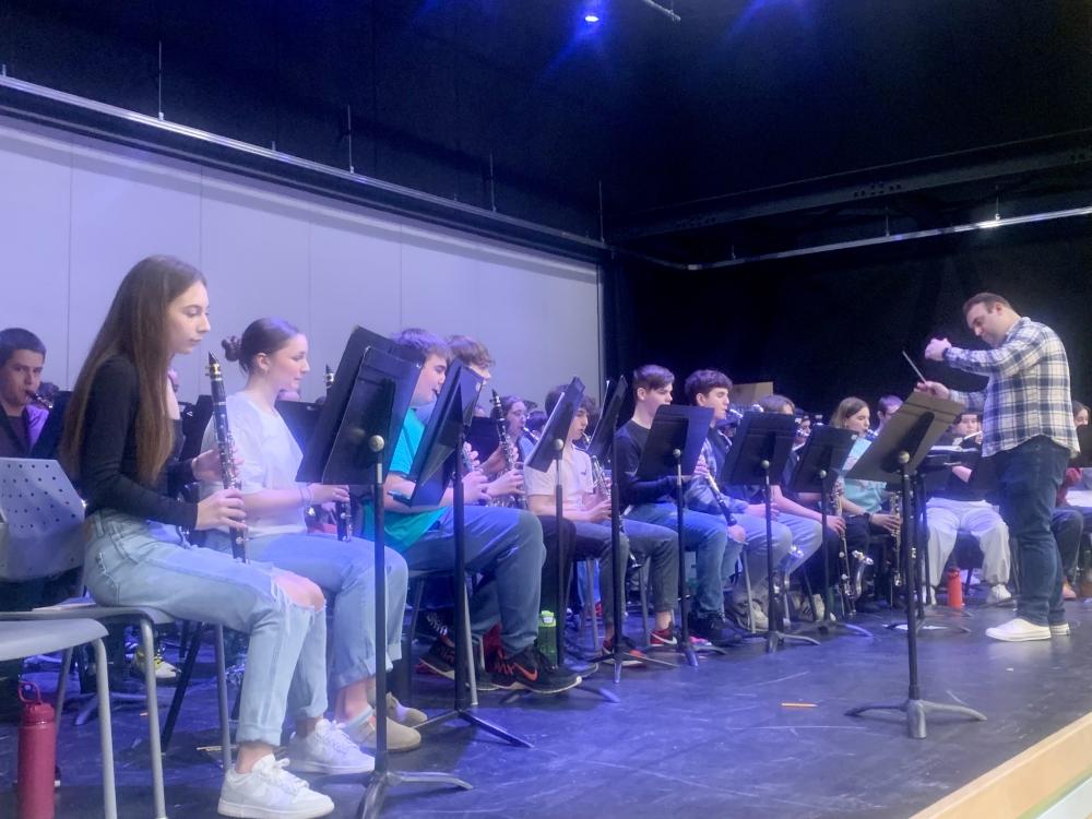 Visite de l'harmonie de l'école Mathieu-Martin à l'école Antonine ...