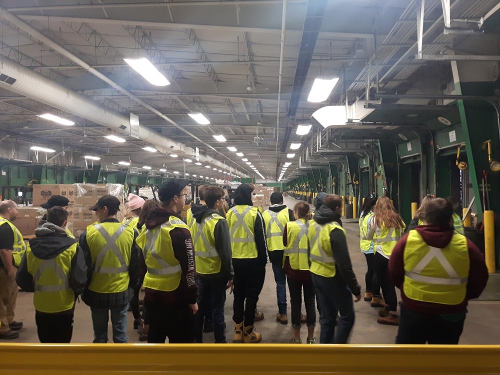 Sortie des élèves PCE et PCE-MT chez Midland et Eco 360 - École Mathieu ...